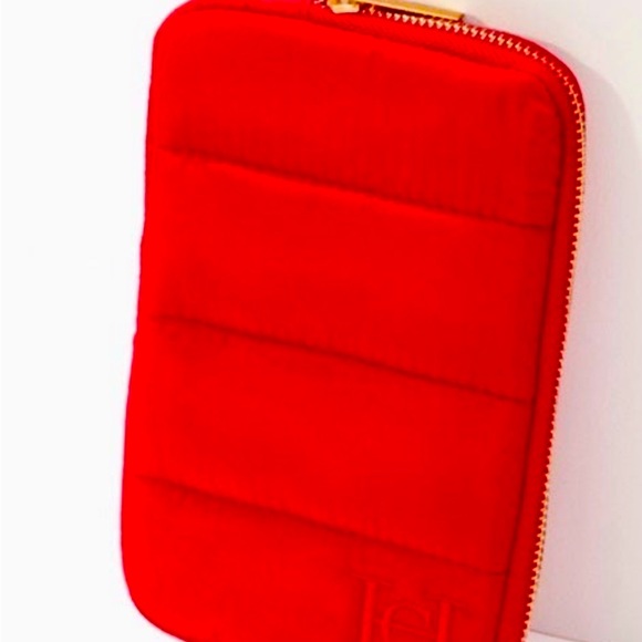 Carolina Herrera | Bags | Carolina Herrera Puffer Wallet New | Poshmark